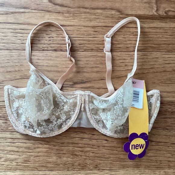 Playtex | Intimates & Sleepwear | Nwt Playtex Now Sheer Underwire Bra ...